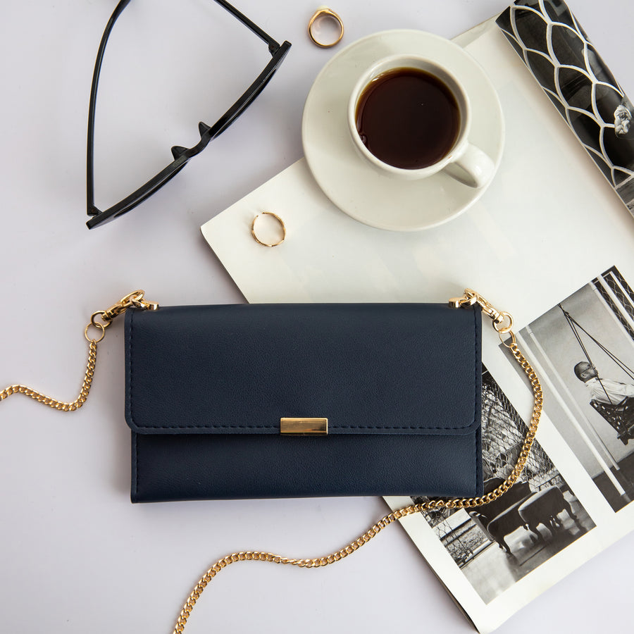 Premium Hand Bags & Accessories with a simplistic design approach ...